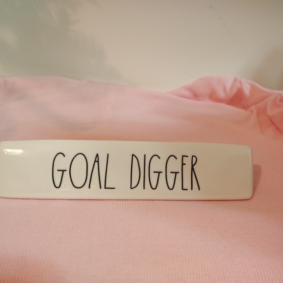 Rae Dunn | Office | Nwot Rae Dunn Goal Digger Desk Sign | Poshmark